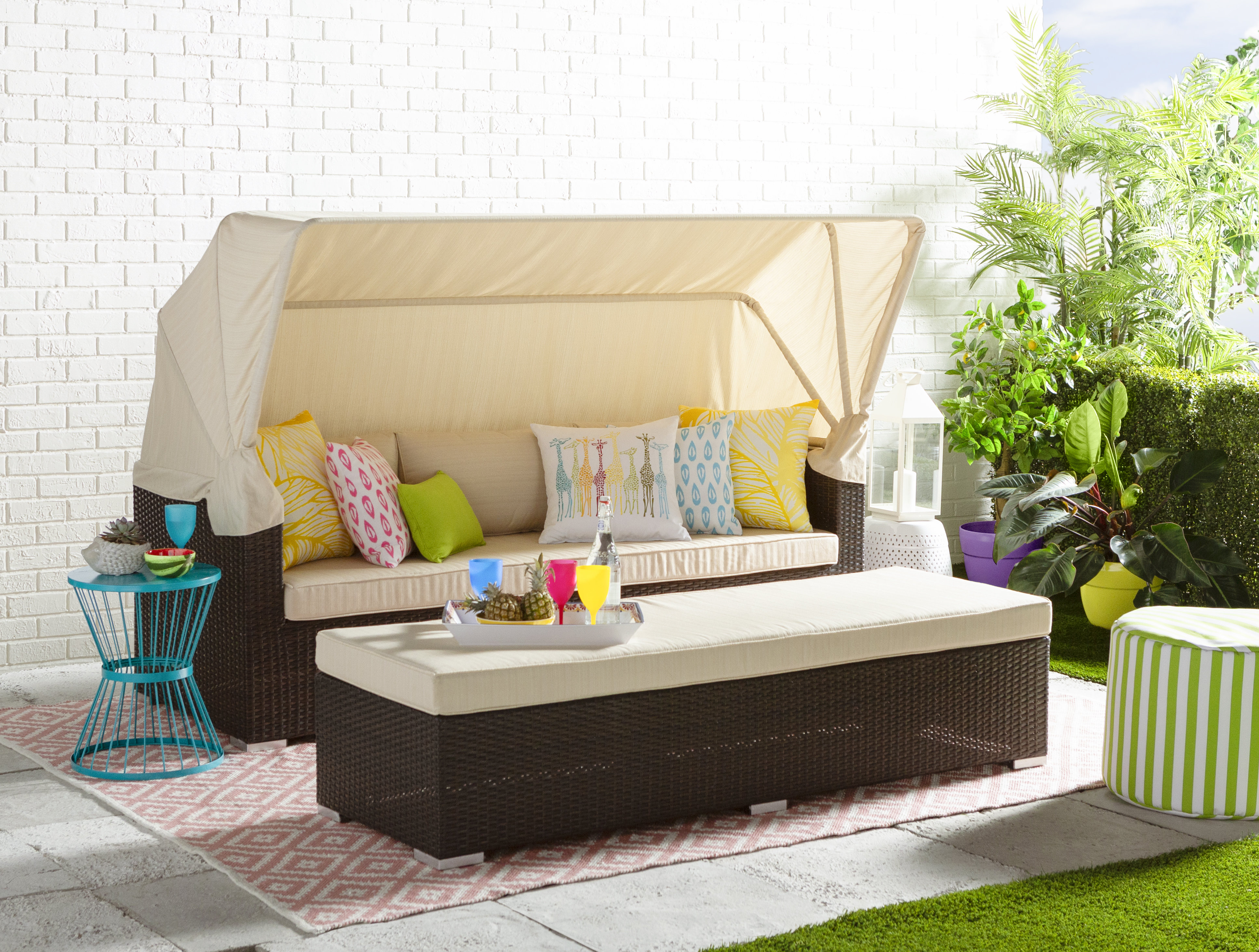 Wade Logan Allateef 87.8 Wide Patio Daybed with Cushions Reviews Wayfair